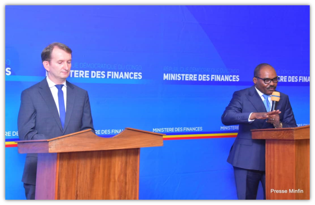 Macroéconomie : La RDC va augmenter le niveau de ses réserves ...