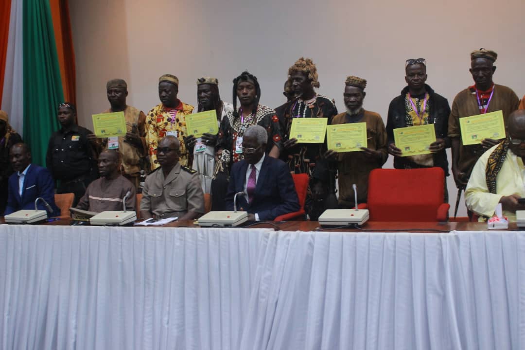 Lutte contre l’orpaillage clandestin en Côte d'Ivoire : Les Dozos vont ...