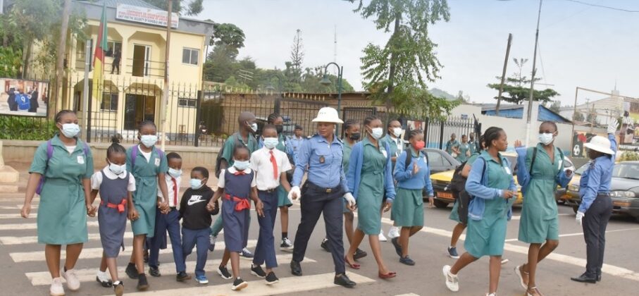 Partenariat : Une union sacrée entre Police camerounaise et populations ...